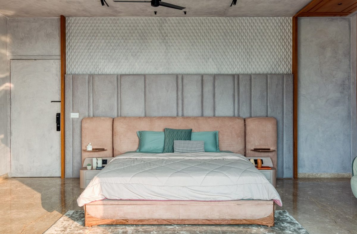 This Villa House Layout Embraces Openness And Structure | Pathway ...