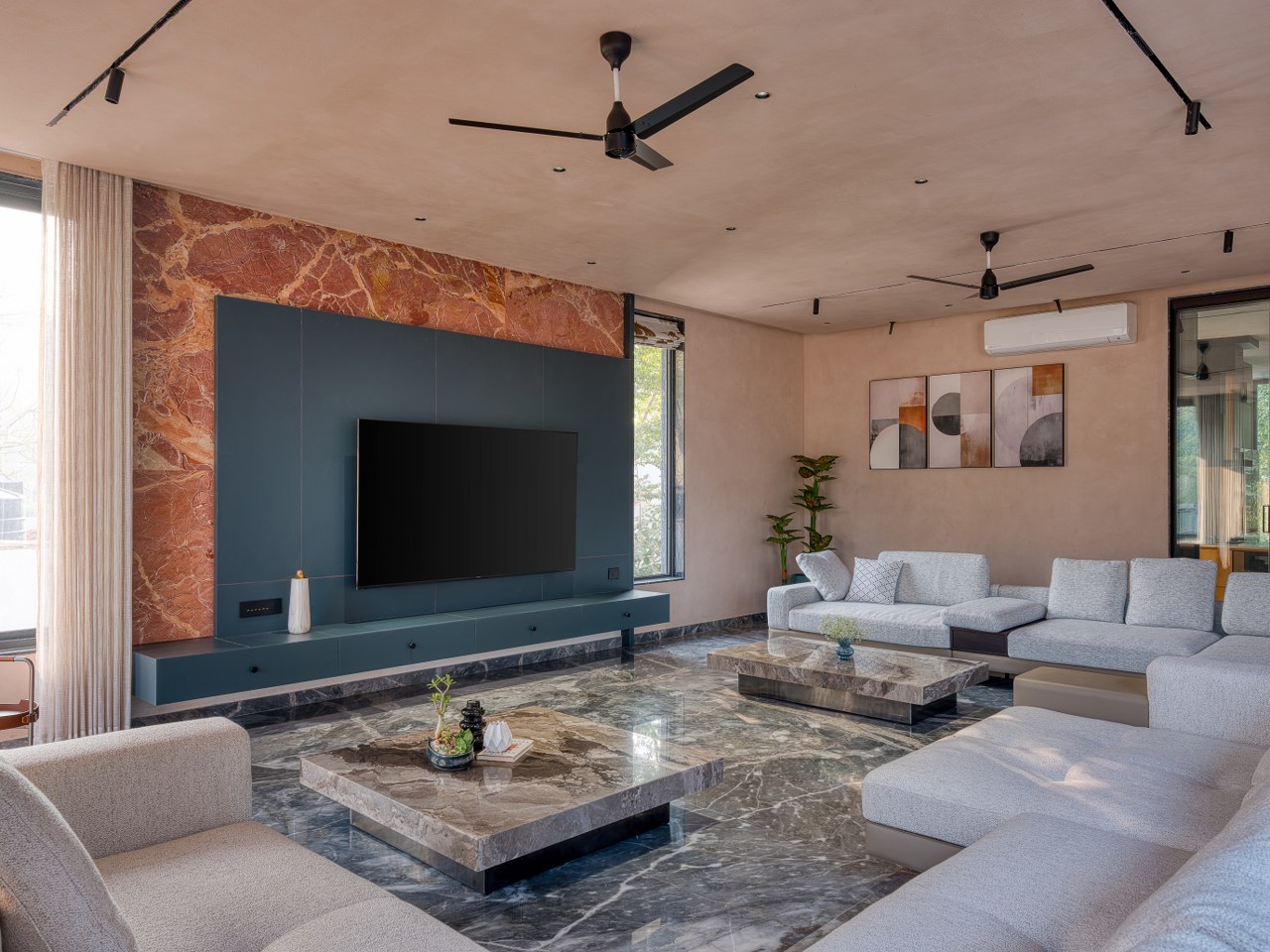 This Villa House Layout Embraces Openness And Structure | Pathway ...