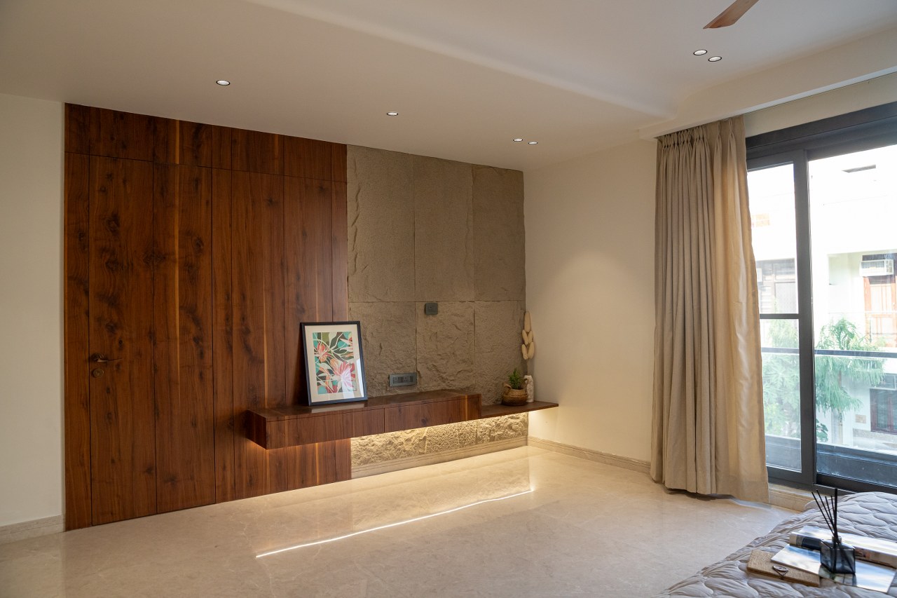 This Wood Home Interior Design Offers A Dialogue Between Human Touch ...