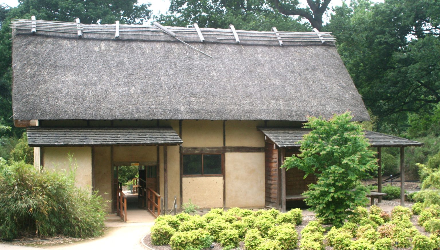 The Influence Of Japanese Houses On Indian Architecture