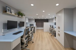 Commercial Office Interior Design Becomes A Canvas For Unlimited ...