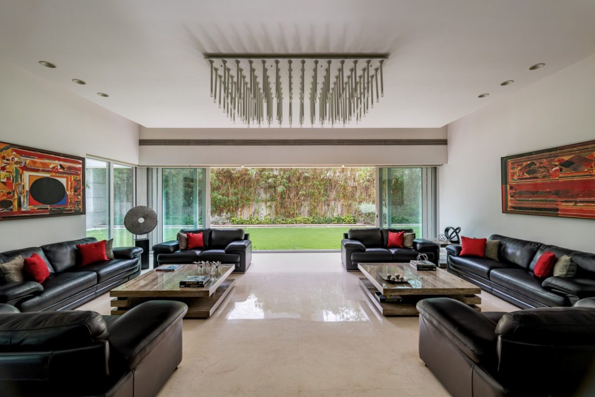 Lakhani Villa Embodies Modernism through Contemporary Minimalist ...