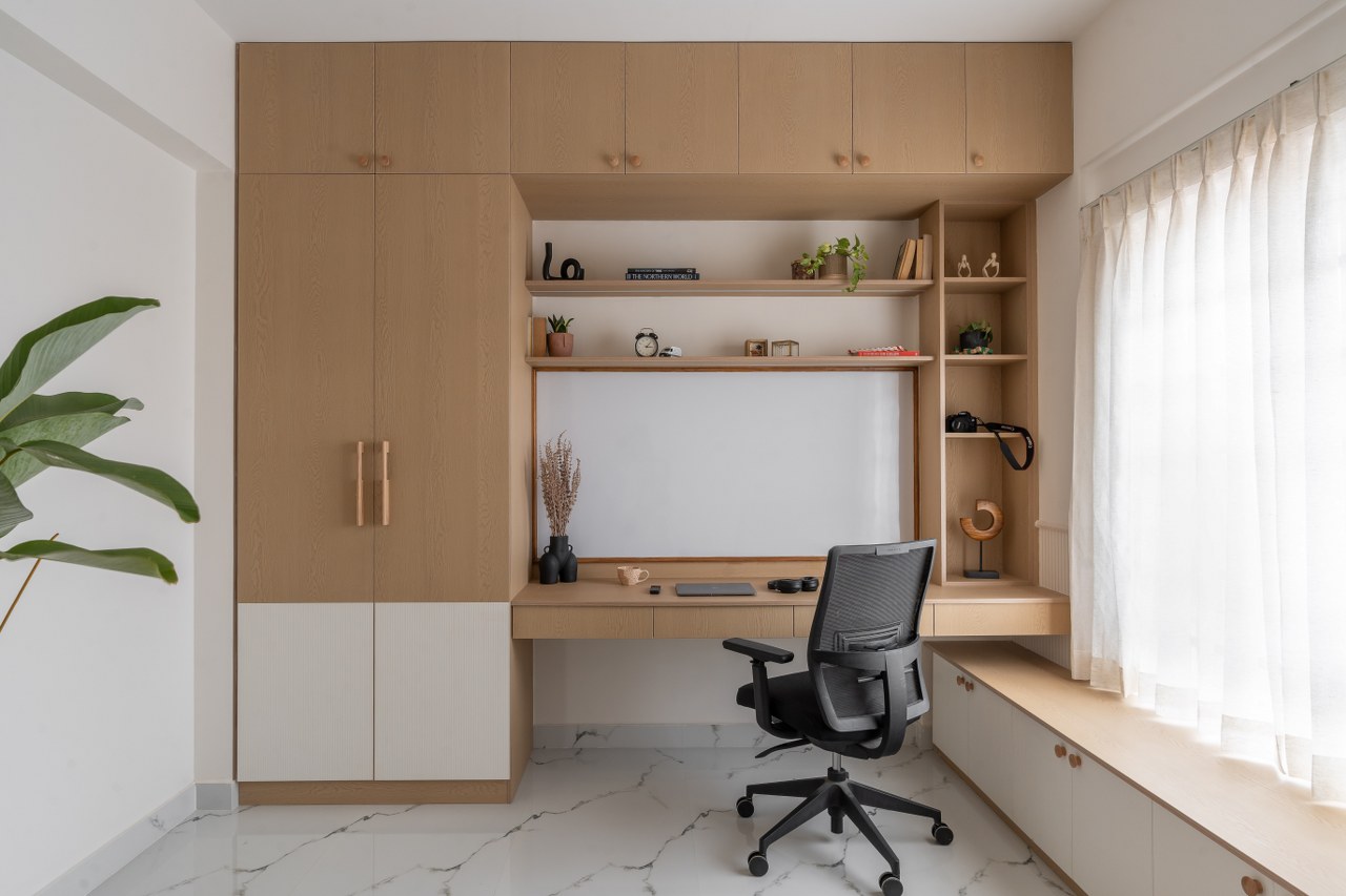 Earthy Interior Bring Calm And Character To This Kerala Family's Home ...