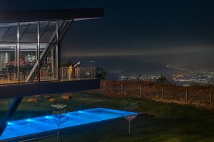This House Facade Design Responds To The Simplicity of The Sahyadri ...