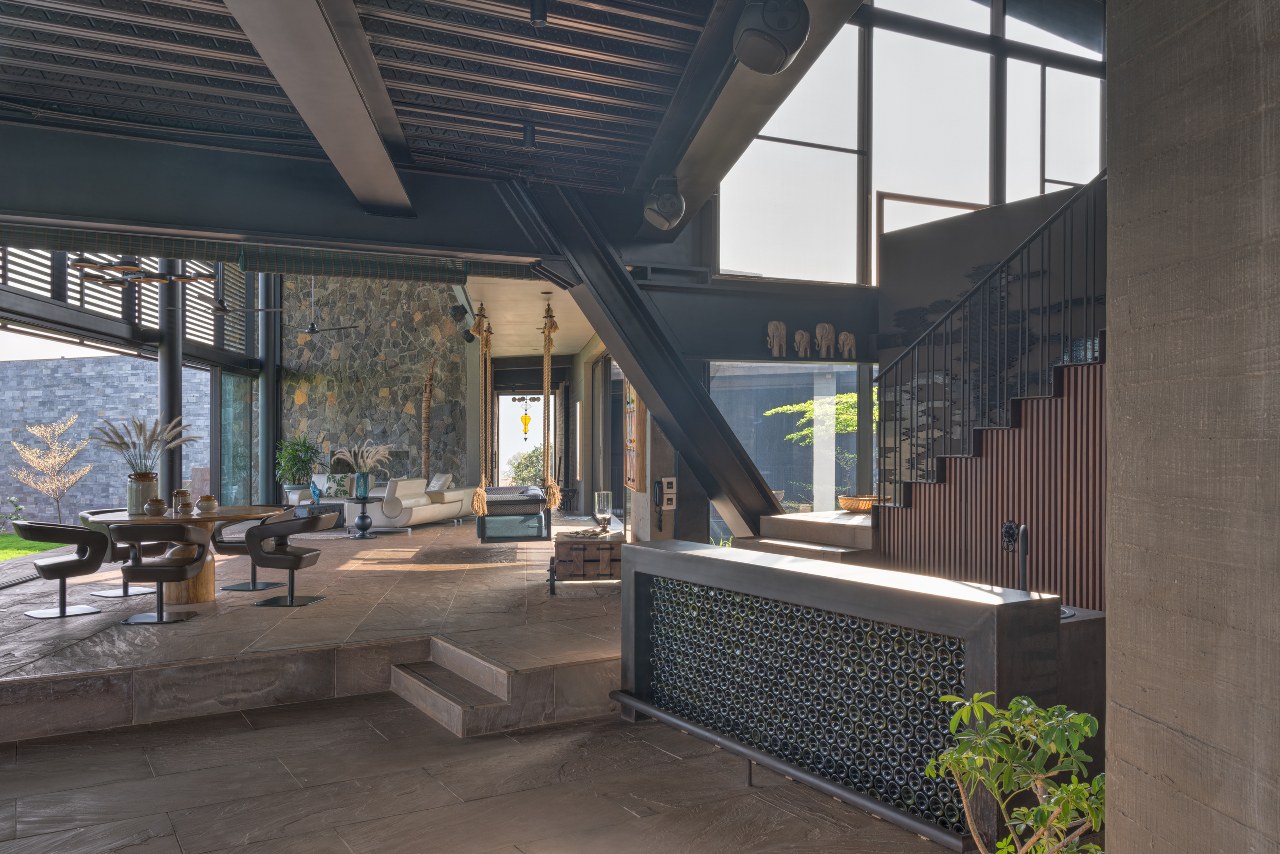 This House Facade Design Responds To The Simplicity of The Sahyadri ...