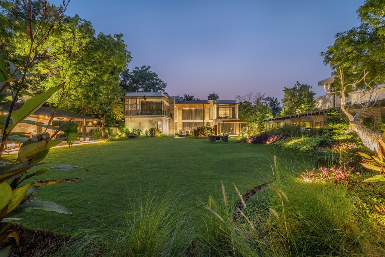 The Interplay of Space and Memory Defines Rasa’s Landscape Home ...