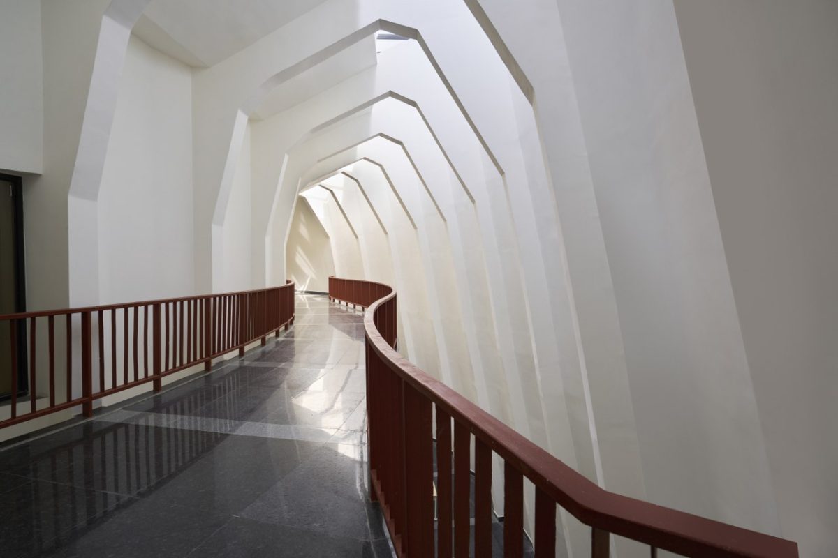 The Lecture Hall Complex Is A Striking Architectural Statement | CCBA ...