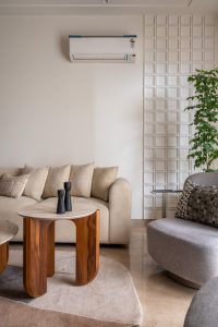 This Modern Interior Design Home Reflects The Couple’s Love For Clean ...