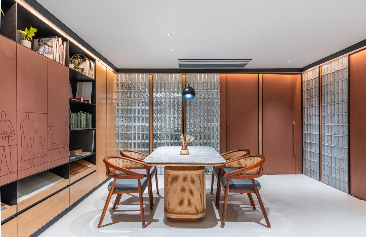 This Modern Interior Office Design Adapts to User Needs with Fluidity ...