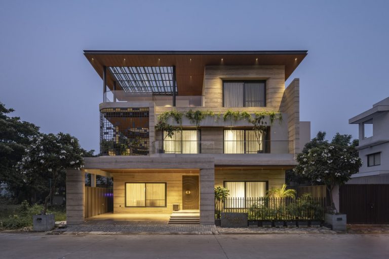 This Raipur Home Is A Combination Of Grace And Simplicity | Studio SPDC