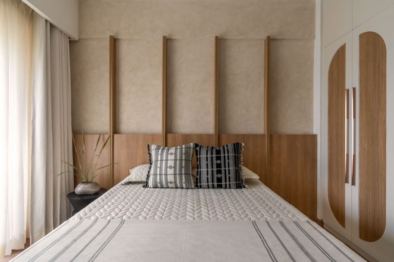 The Iroko Jade Combines Raw Interiors with Natural Calm and Connection ...