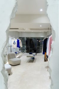 Retail Store Interior Design Becomes A Striking Interplay of Texture ...