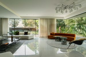 This T shaped House Design Allows Nature To Guide The Spatial Flow ...