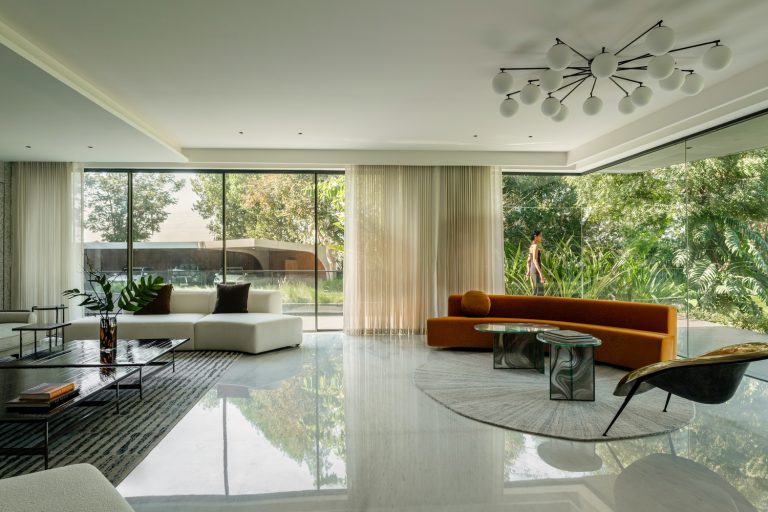 This T shaped House Design Allows Nature To Guide The Spatial Flow ...