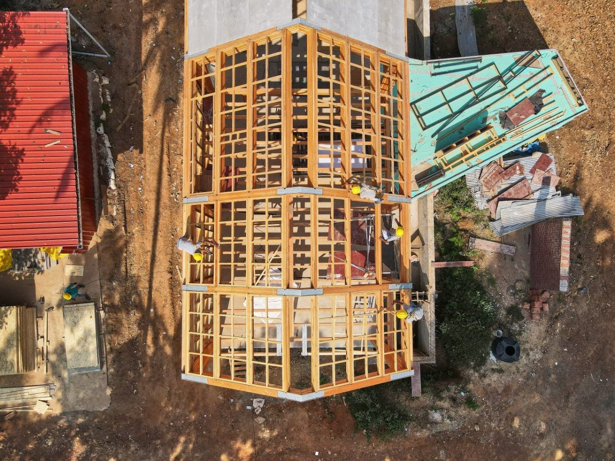 This Timber House Redefines Strength And Sustainability in Construction ...