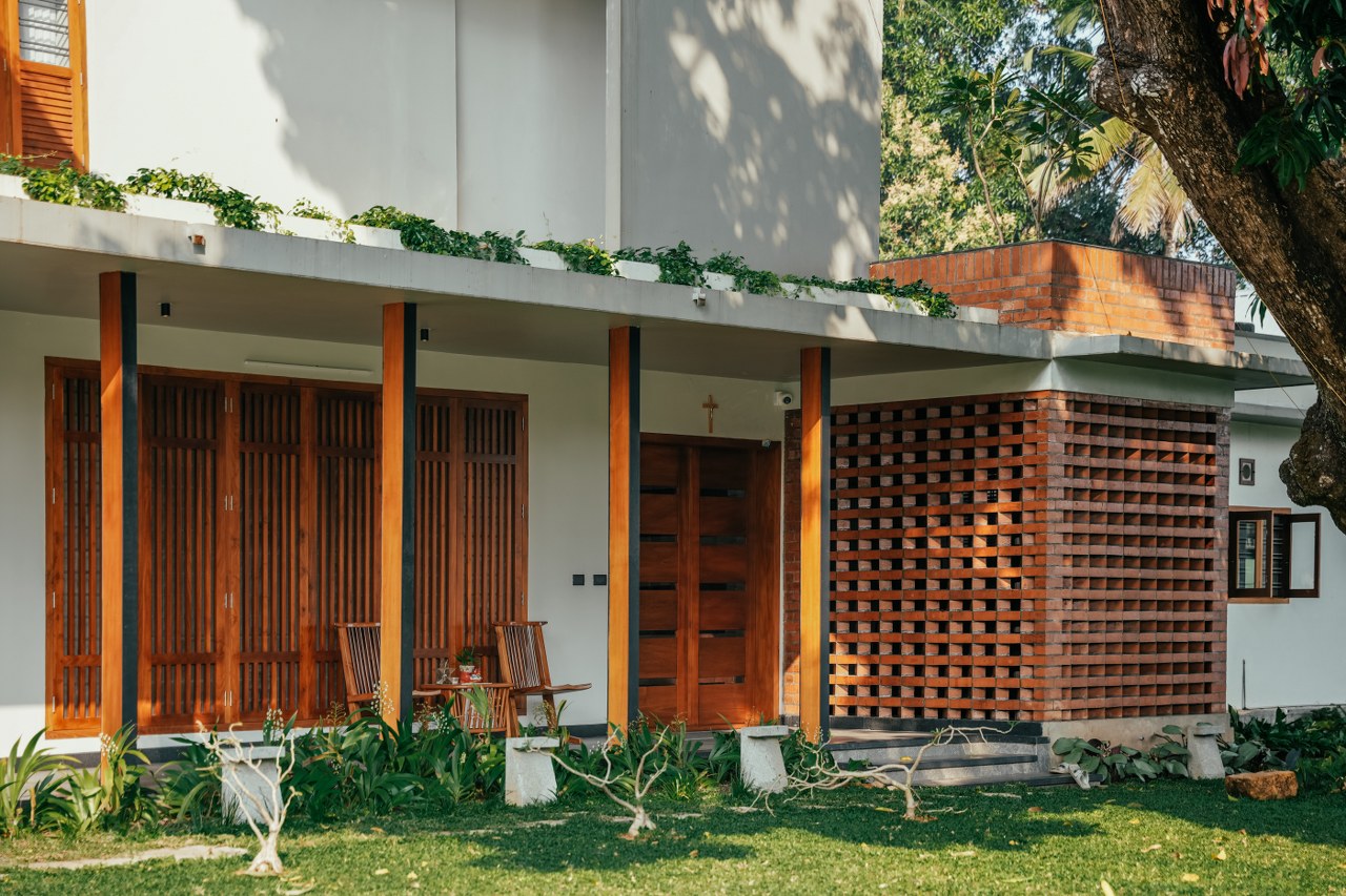 Mango Tree House is a Reflection of Traditional Modern Home Design | Offbeat Studio