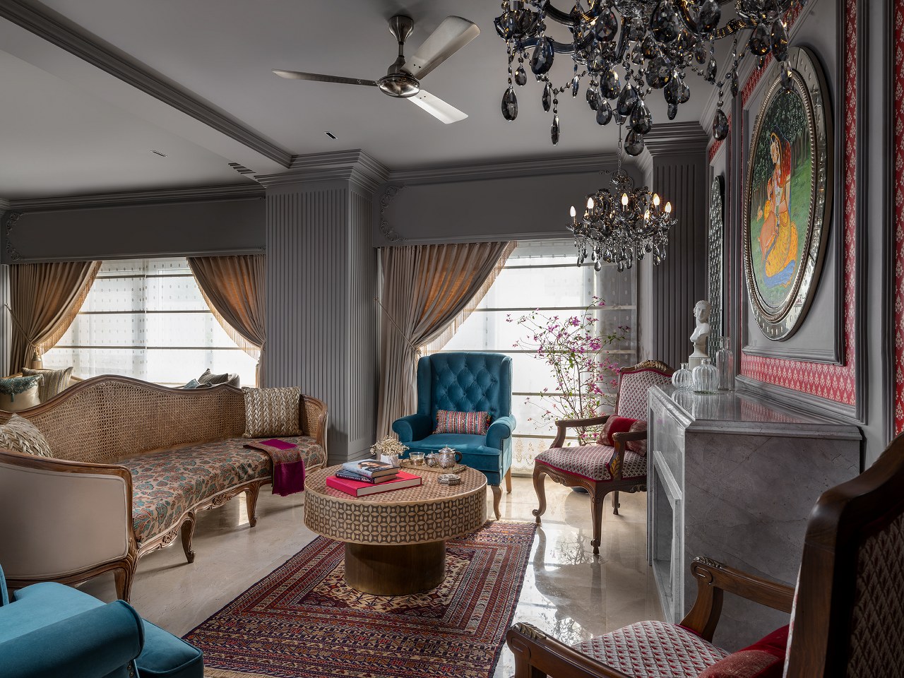 This Victorian Style House Becomes An Artistic Expression Of Its ...