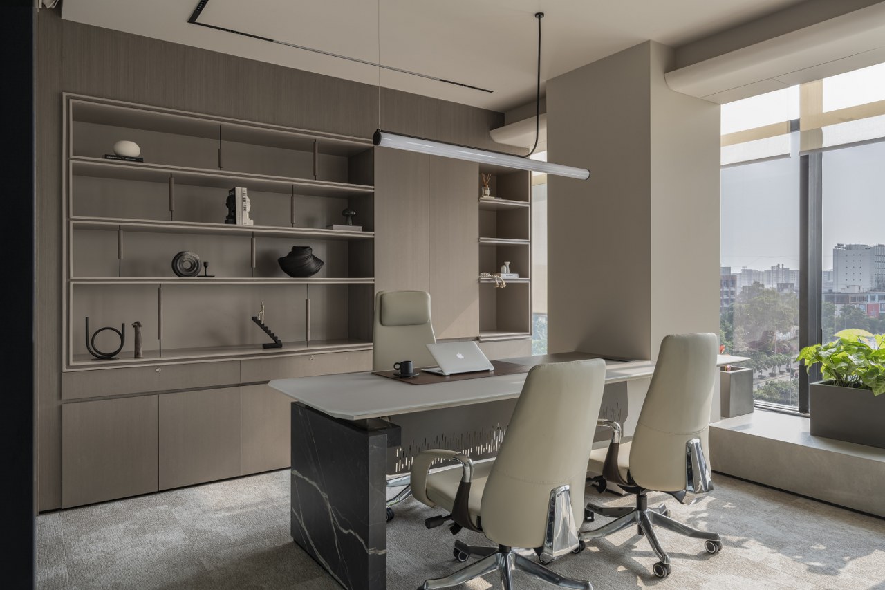 This Collaborative Space Embodies Contemporary Design | Swati Design Studio