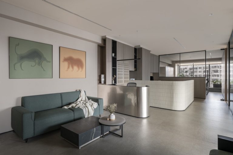 This Collaborative Space Embodies Contemporary Design | Swati Design Studio