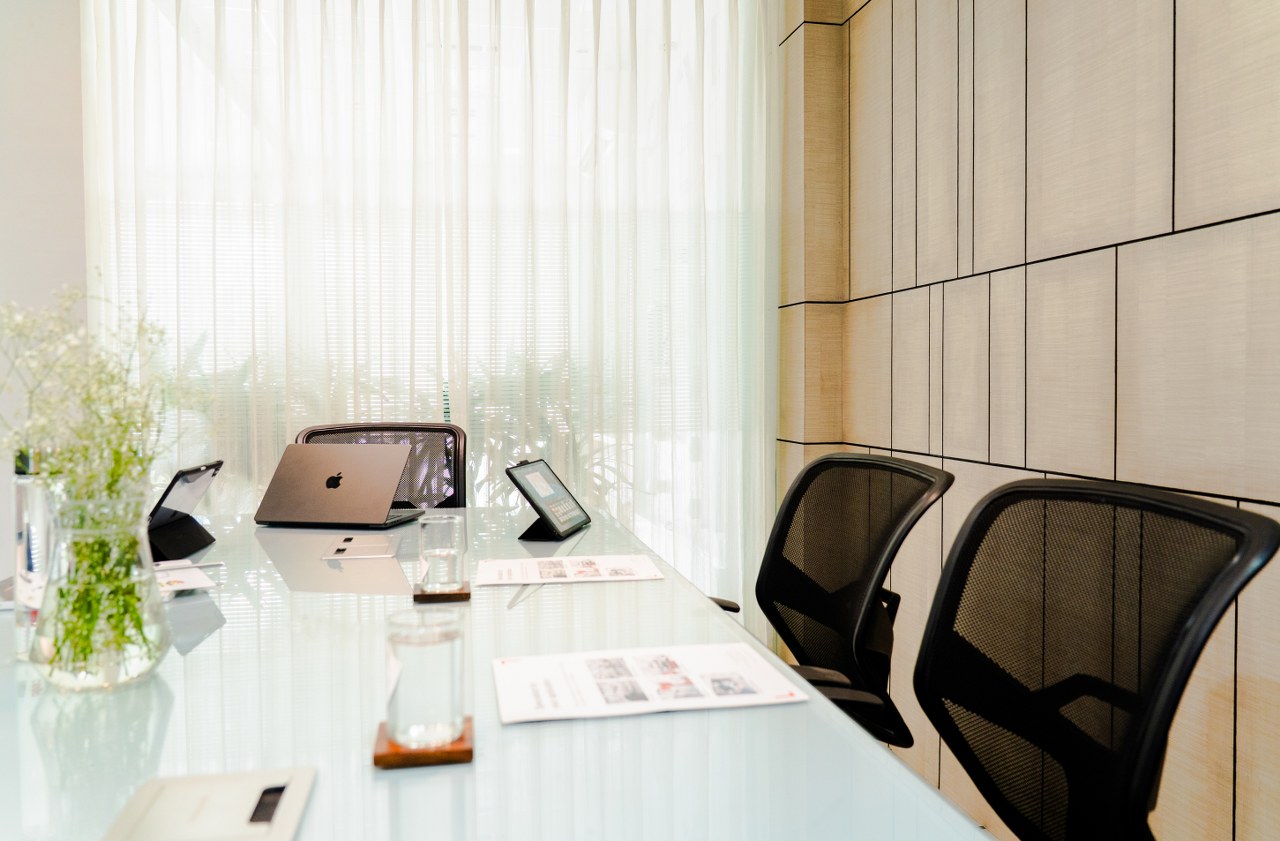 This Display Centre Blends Technology with Refined Aesthetics | Studio ...