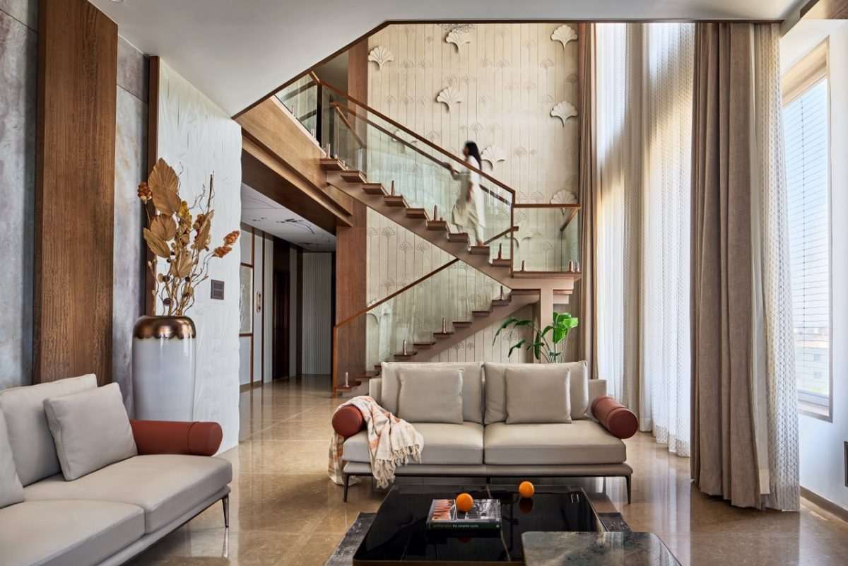 Elegant Home Decor Meets Timeless Luxury In These Interiors | Sumit ...