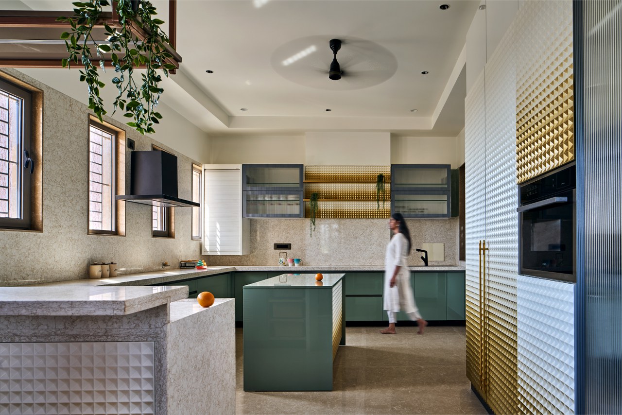 Elegant Home Decor Meets Timeless Luxury In These Interiors | Sumit ...