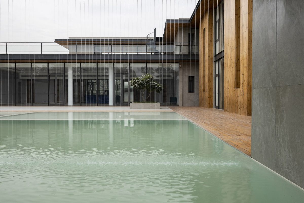 This Greenery House Design Becomes A Perfect Solution for Wellness and ...