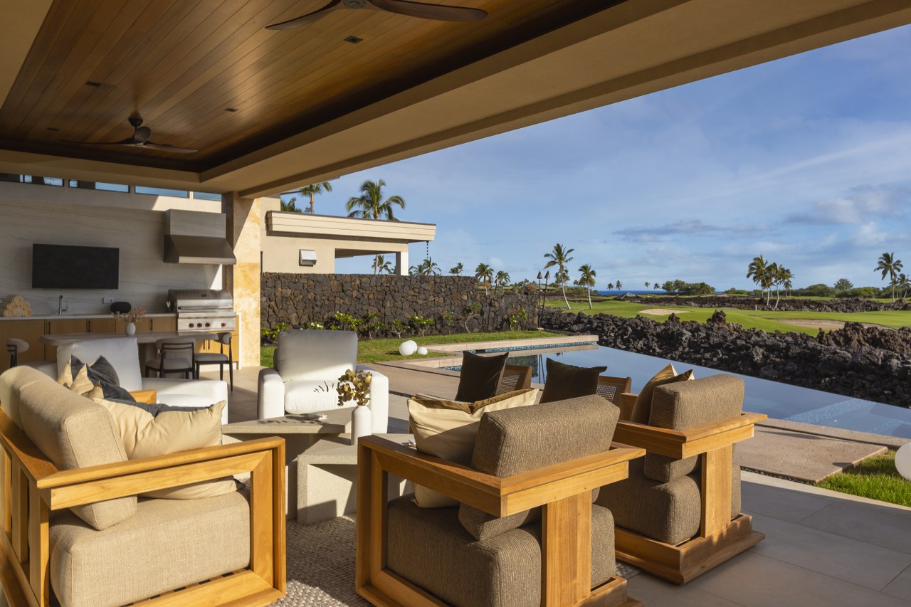 One Ocean, A Hawaii Home Redefines Vacation Living | White Noise Design ...