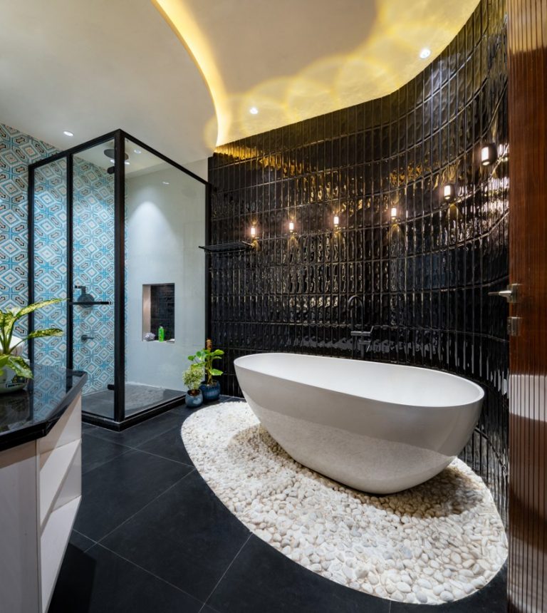 The Interior Contemporary Design Celebrates Openness and Dramatic ...
