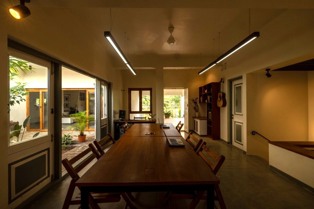 This Dwelling Is A Contemporary Take On Traditional Maharashtrian ...
