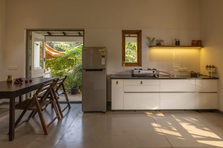 This Dwelling Is A Contemporary Take On Traditional Maharashtrian ...