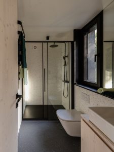 Console House’s Modern Architecture Design Floats Above The Forest ...