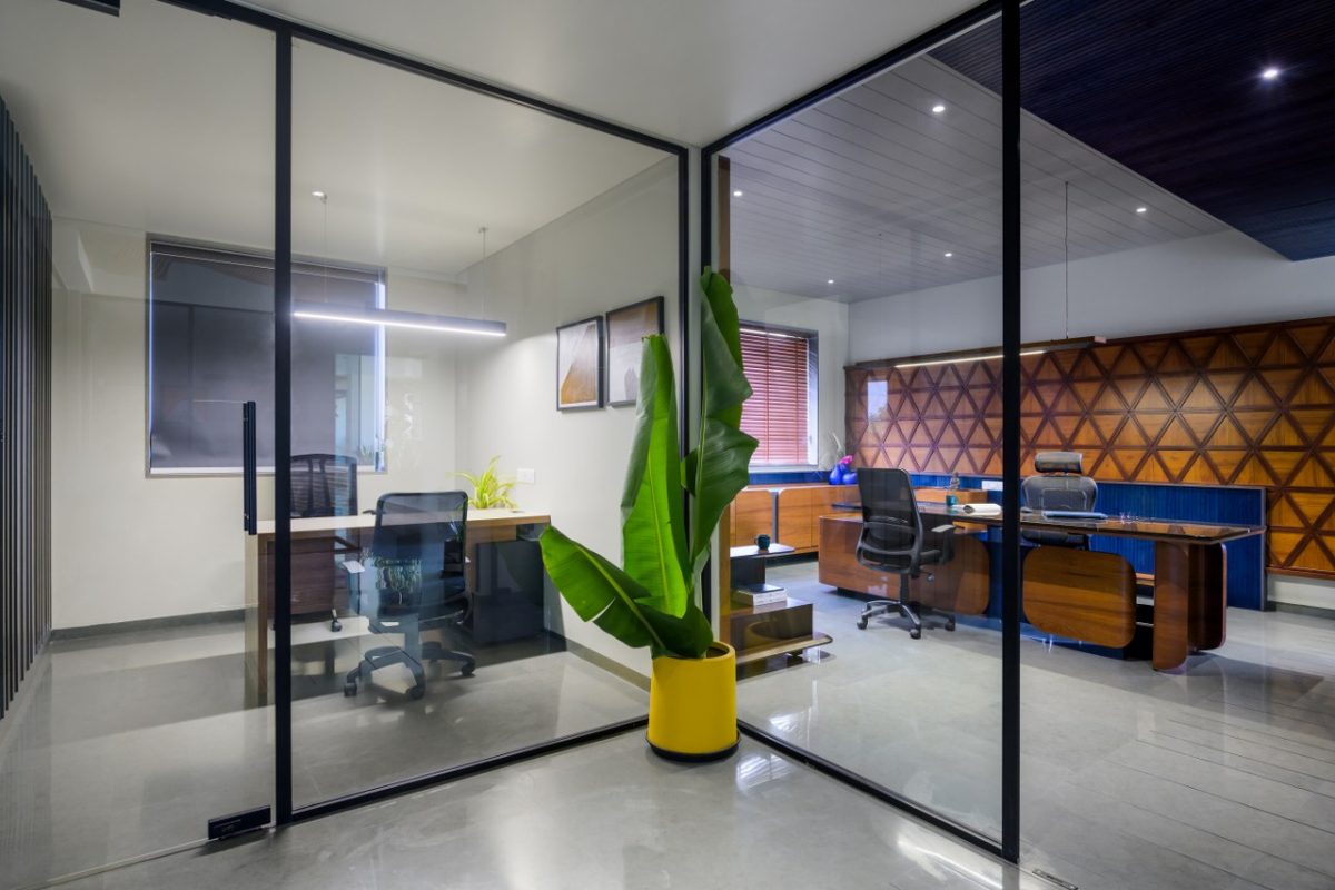 The Two-Story Structure of CERACOAT Exemplifies Modern Office Design in ...