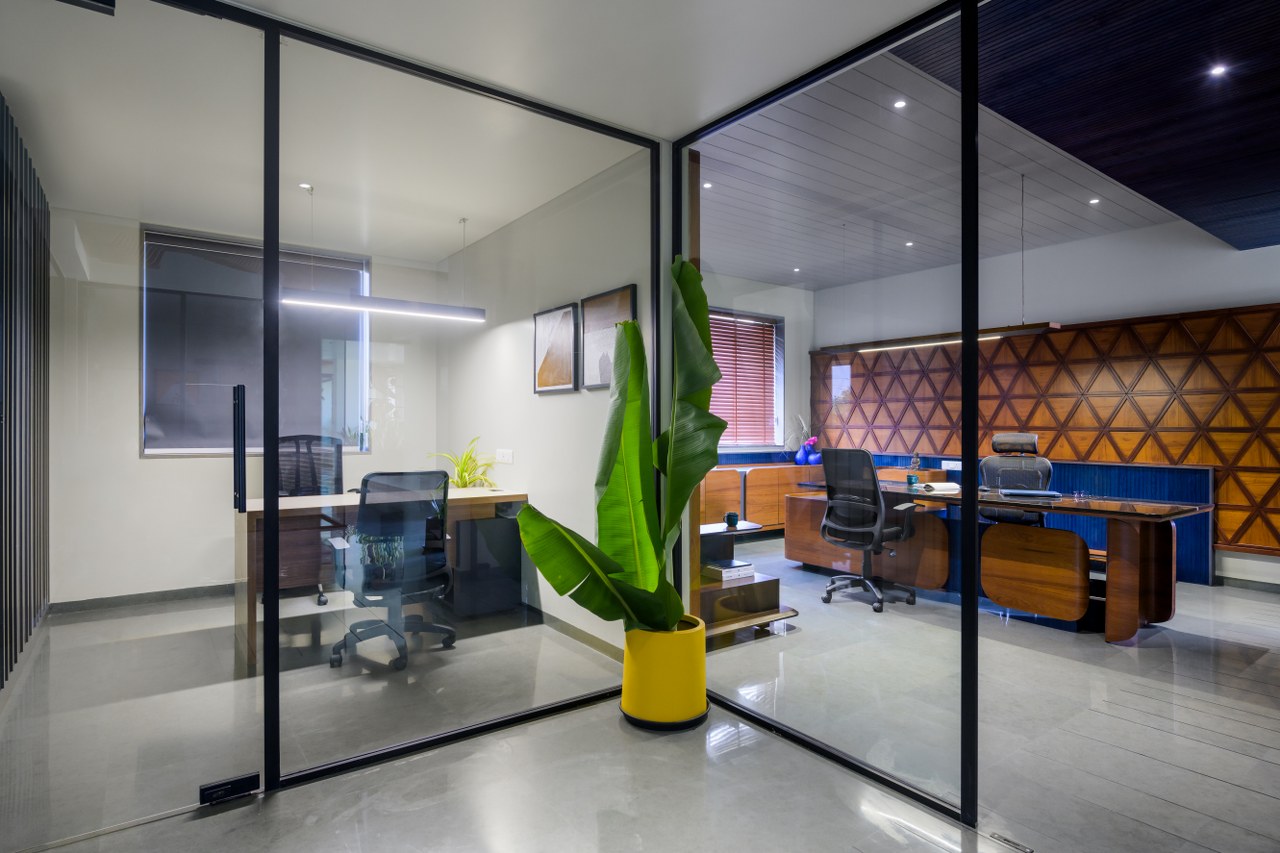 The Two-Story Structure of CERACOAT Exemplifies Modern Office Design in ...