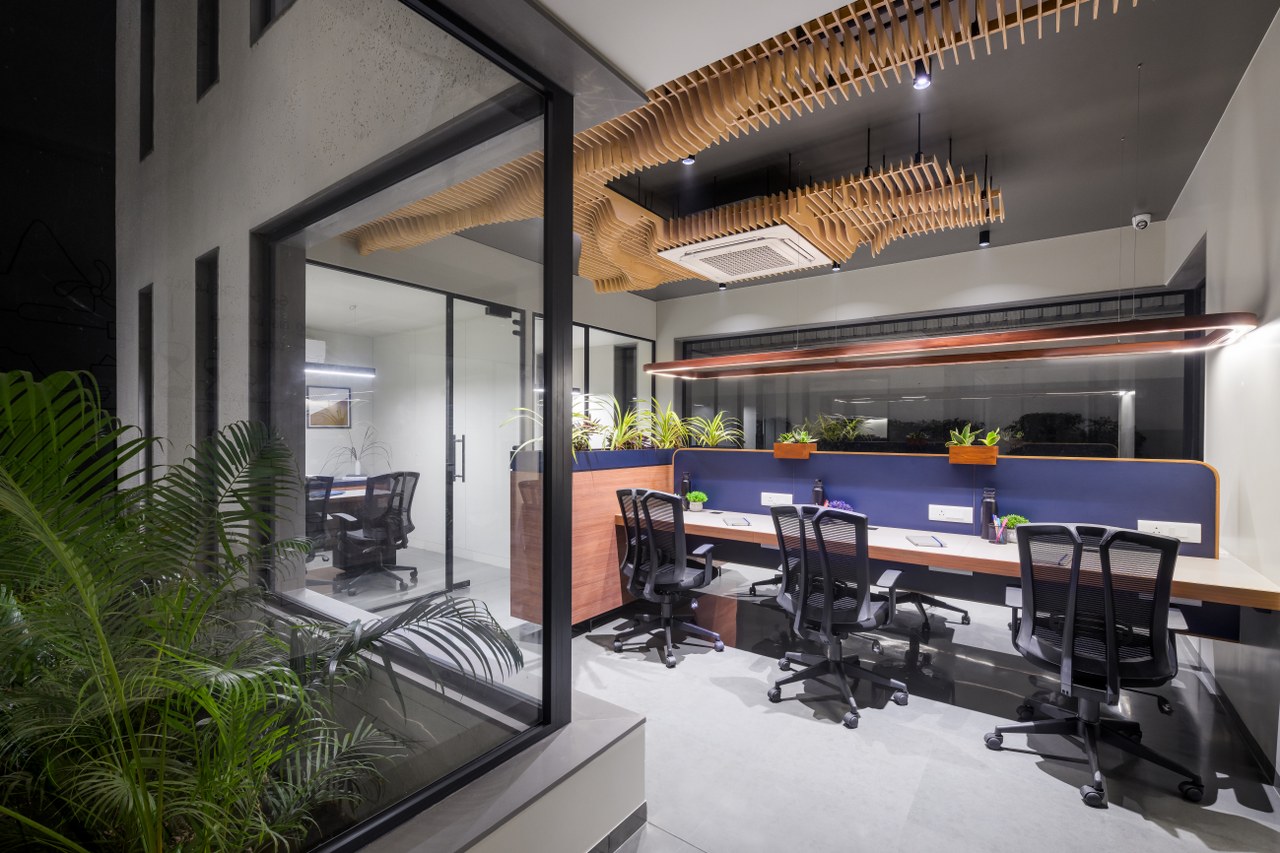 The Two-Story Structure of CERACOAT Exemplifies Modern Office Design in ...