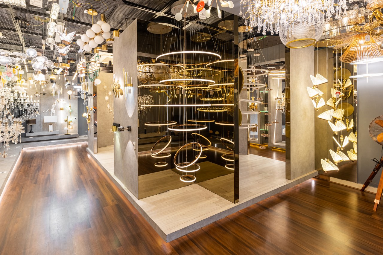 This Lighting Showroom Interiors Glows With Spatial Drama | Yellow ...