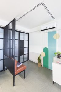 Subtle Textures And Clean Lines Enhance This Small Office Interiors ...