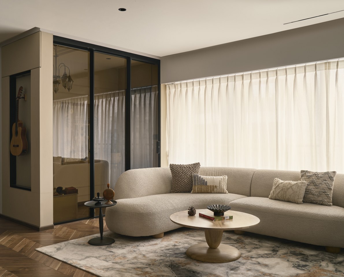 This 1000 sq ft Apartment is a Luxurious, Chic Sanctuary in the City ...