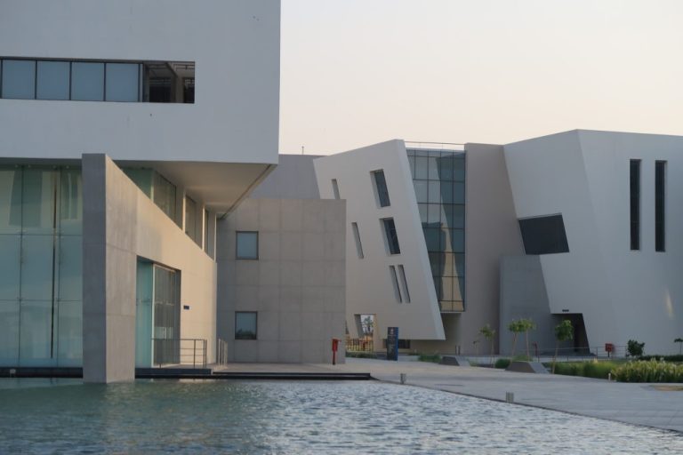 Bioclimatic Architecture In India: Building A Sustainable Future