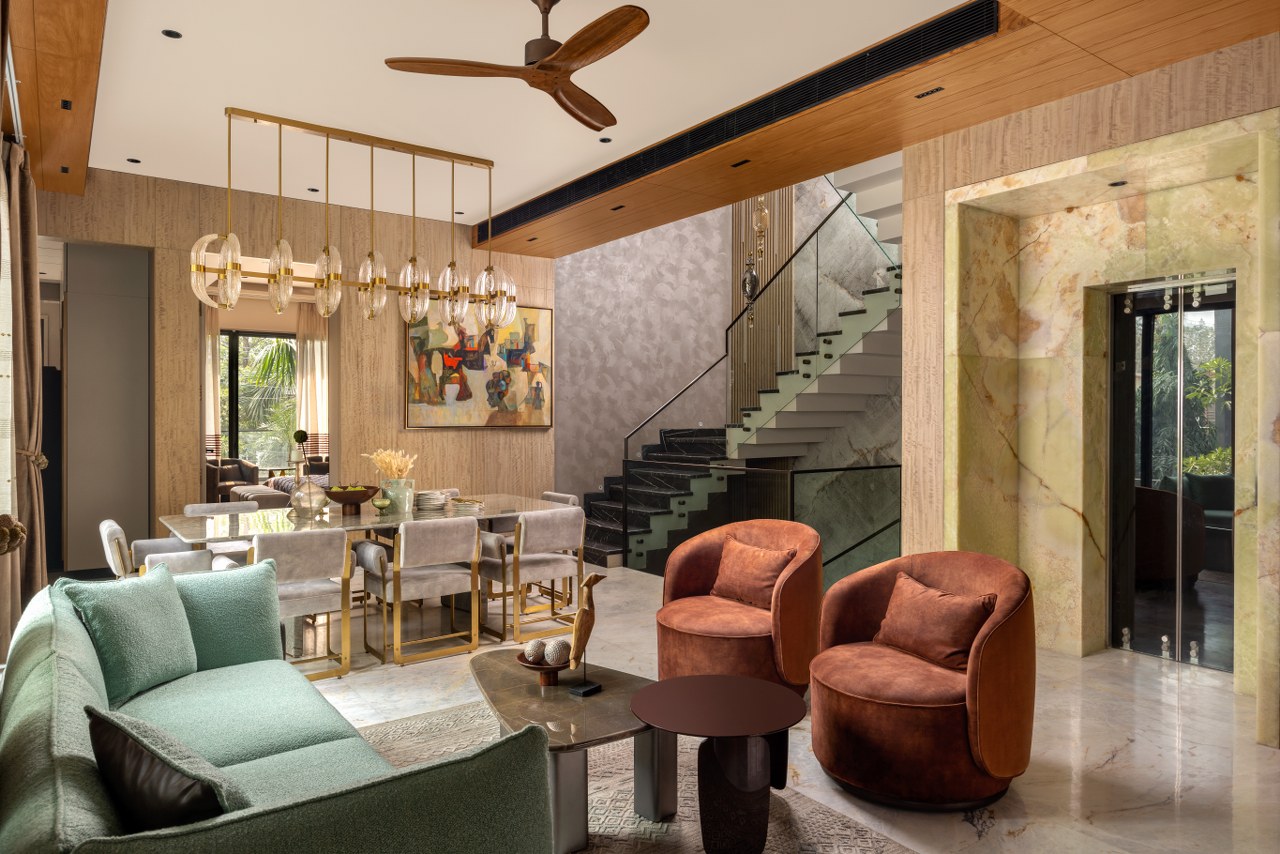 This Residence Tells A Unique Aesthetic Story of Luxury Interior Homes ...