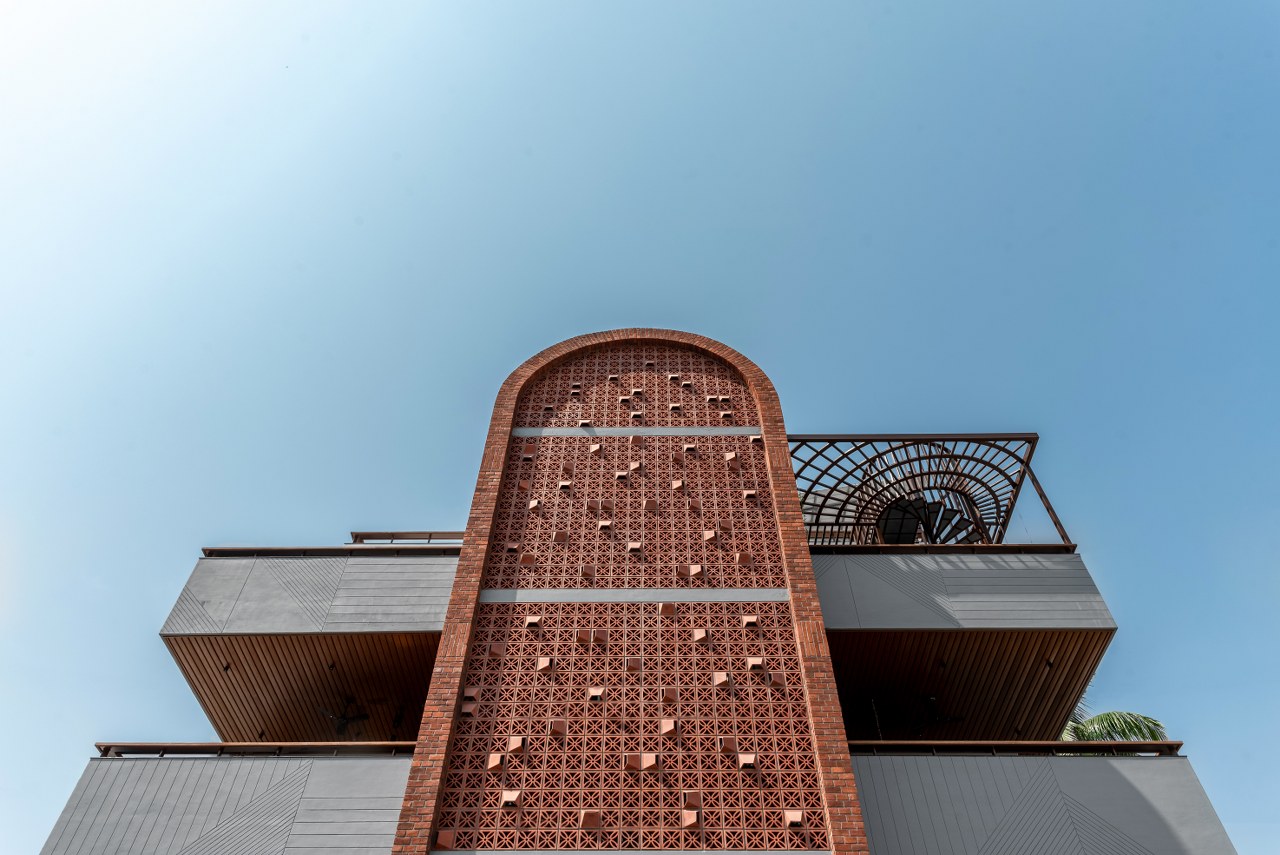 The Concept of This House Narrates The Philosophy Of Modern ...