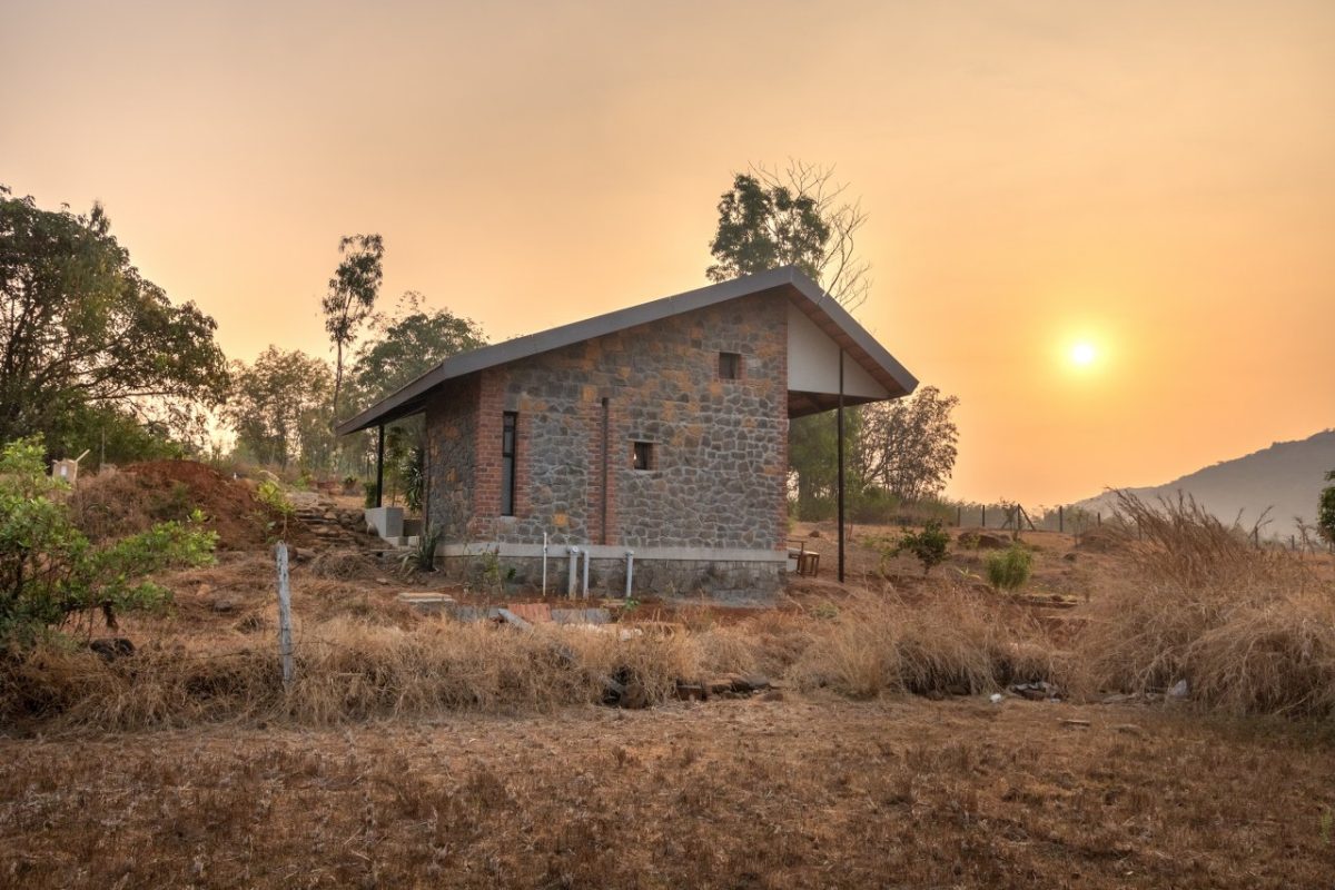 This Retreat in Velhe Shows How Organic Homes Connect Deeply with ...
