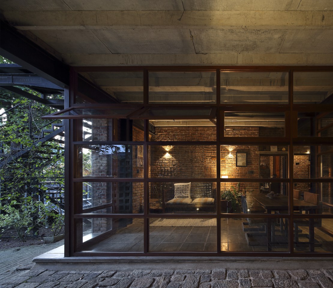 This Sri Lankan House Design Redefines Flexibility | Chinthaka ...