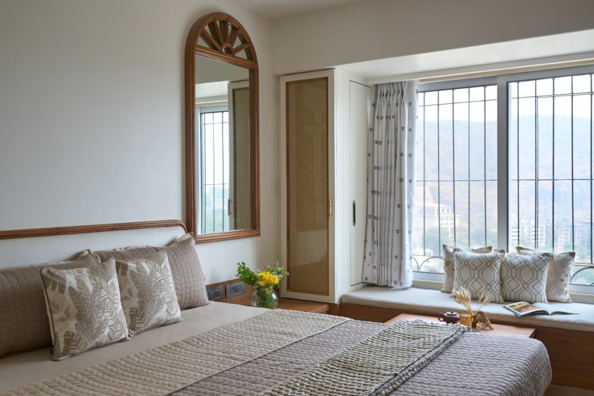 This Vintage Interior Design Style Home Is Rooted In Art And Memory ...