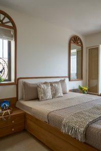 This Vintage Interior Design Style Home Is Rooted In Art And Memory ...