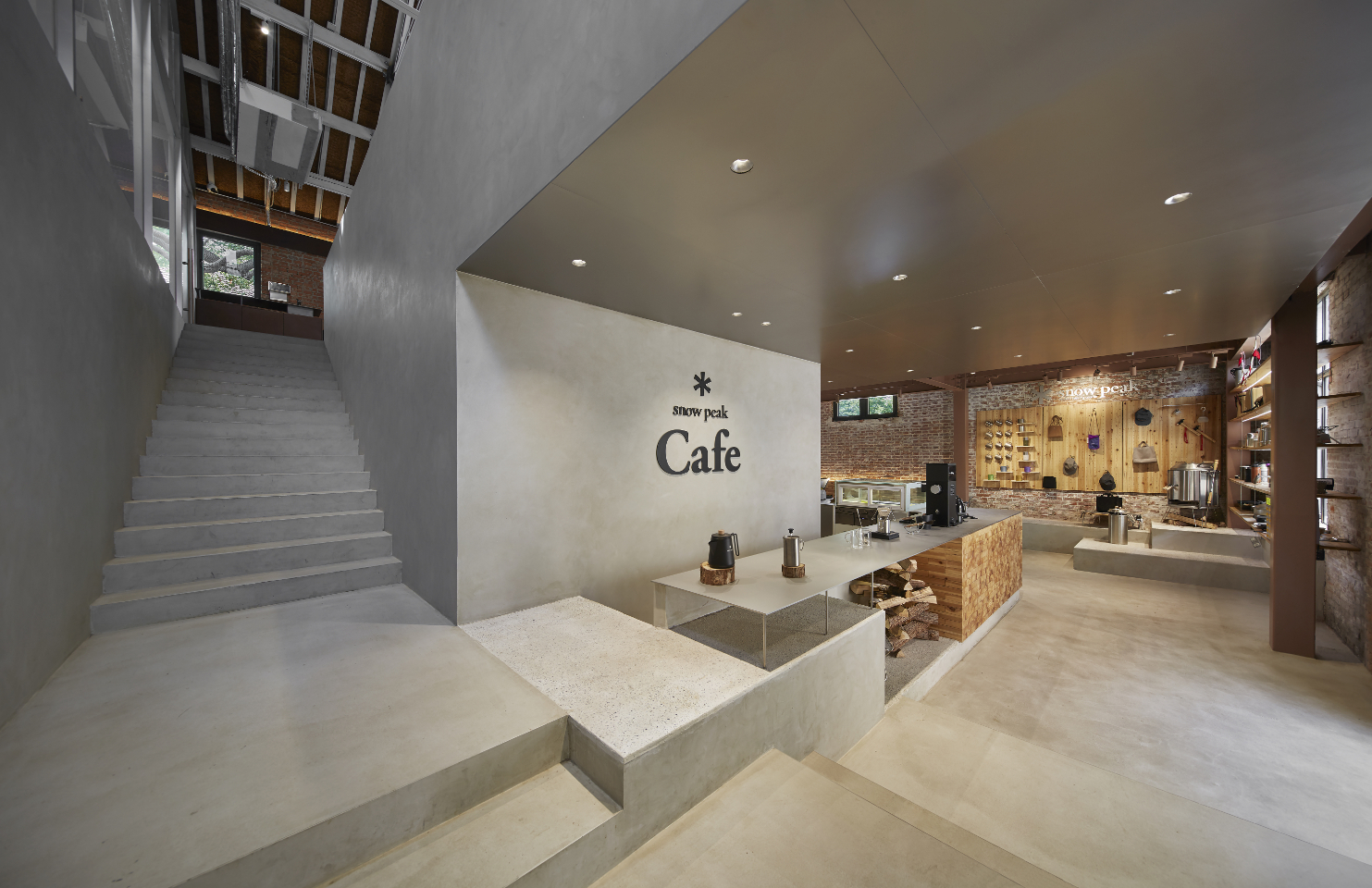 This Industrial Cafe Balances Raw Authenticity With Refinement | KiKi ARCHi