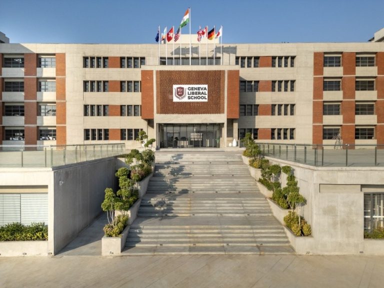 15 Design of Schools - For a Subtle Learning Environment