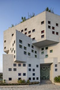 15 Design of Schools - For a Subtle Learning Environment