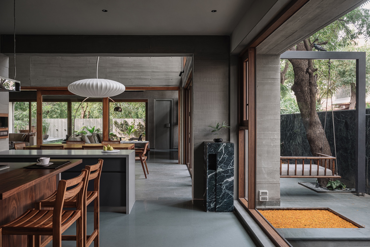 This Brutalist Architecture House Embraces Nature | Studio Saransh ...