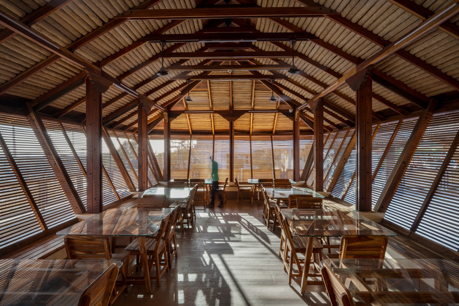 This Modular Cafeteria Design Promotes a Sense of Community | Studio Dot